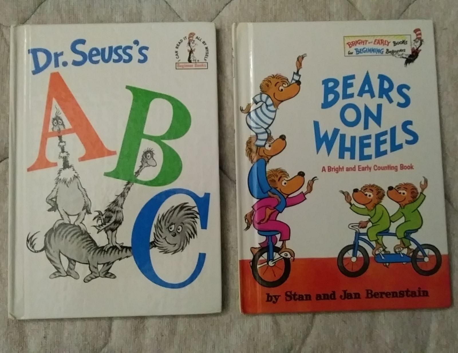 DR. SEUSSS ABC ALPHABET BOOK + BEARS ON WHEELS, BERENSTAIN