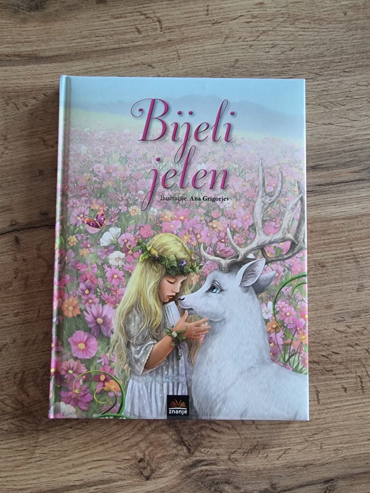 Slikovnica Bijeli jelen
