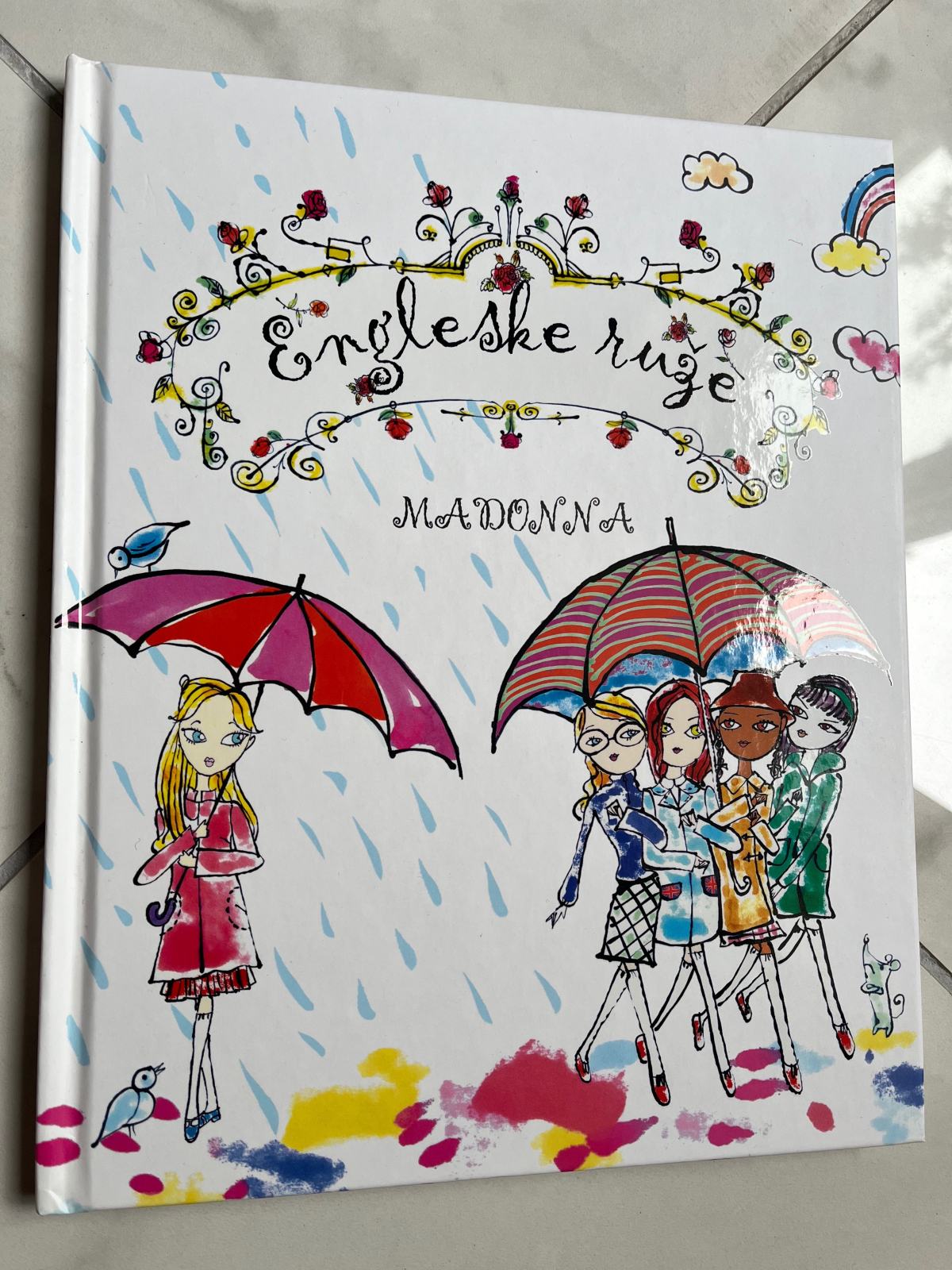 Slikovnica MADONNA, Engleske ruže