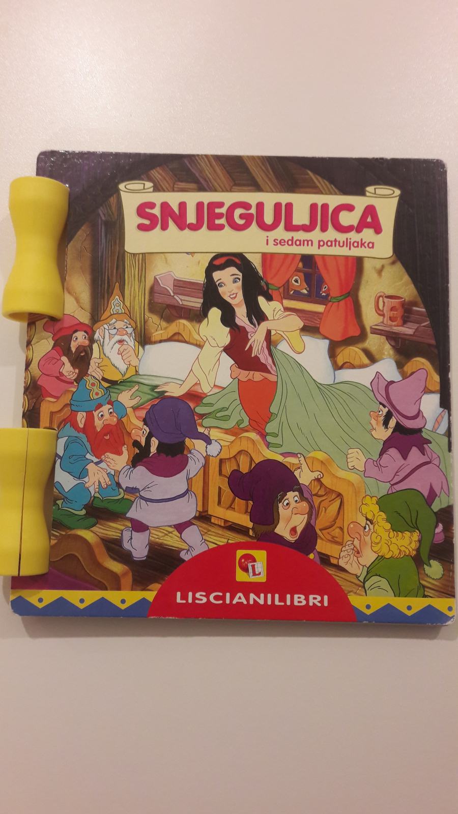 Slikovnica Snjeguljica i sedam patuljaka