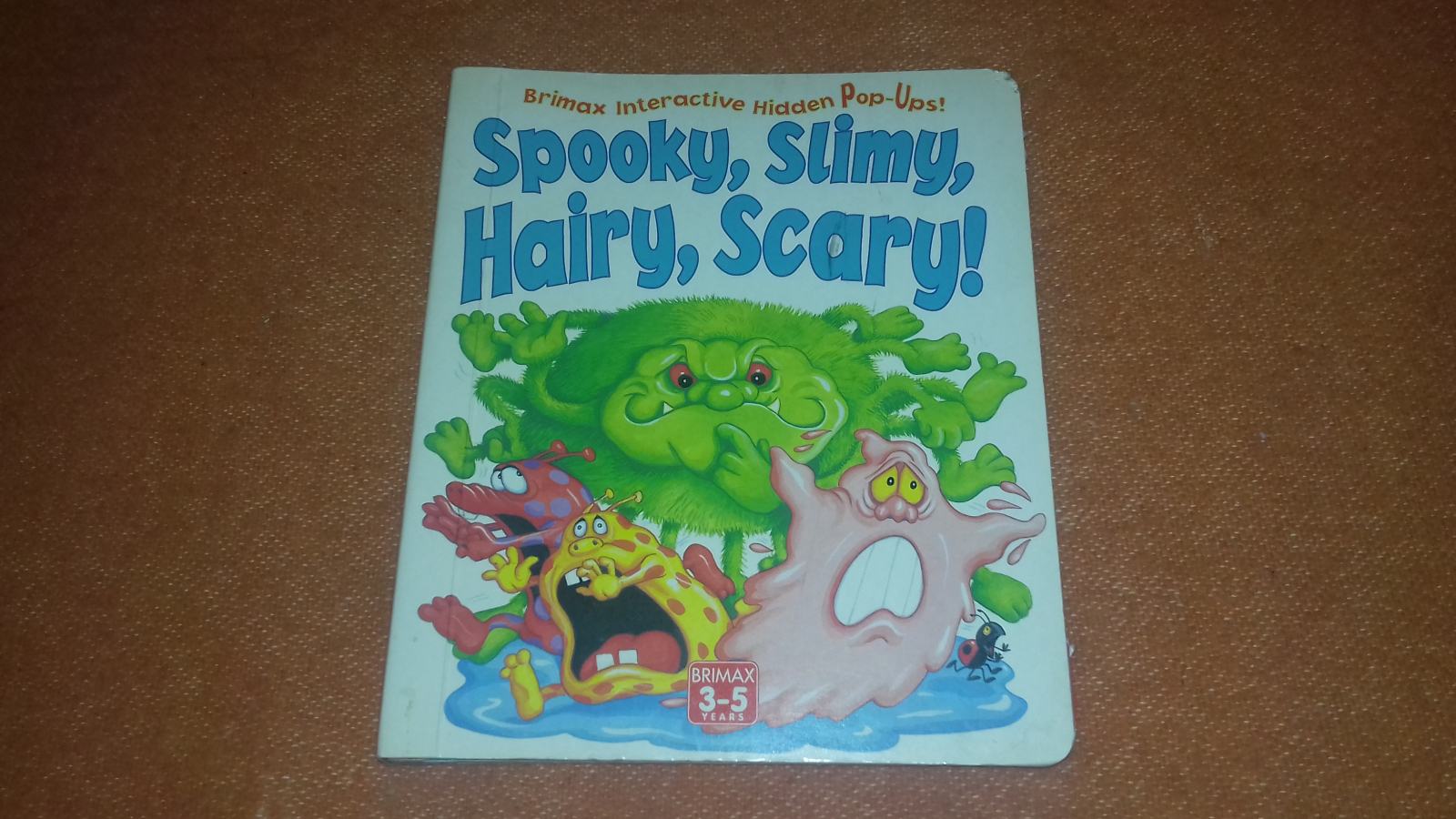 Spooky, slimy, hairy, scary - 3D pop-up knjiga - 1999. god. ENGLESKI