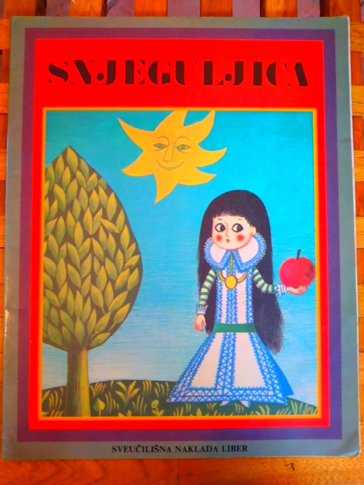 STARA SLIKOVNICA SNJEGULJICA LIBER ZG 1982