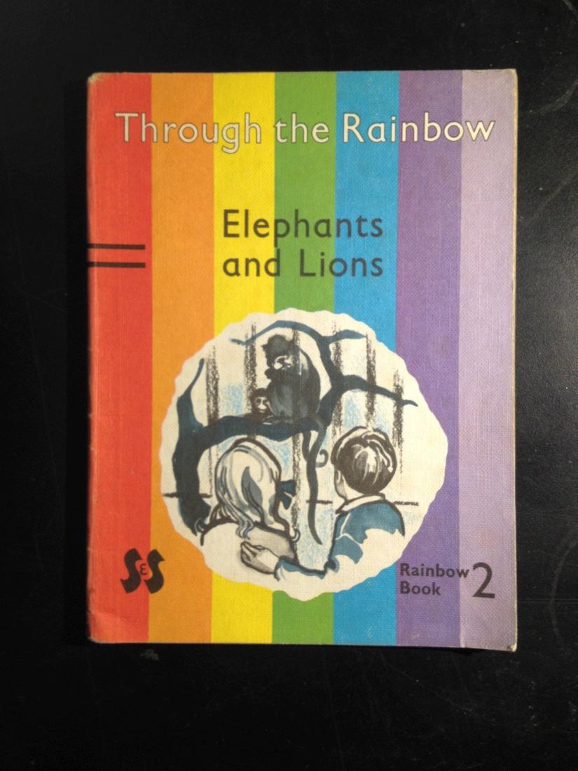 Through the rainbow. Elephants and lins. Rainbow book 2.