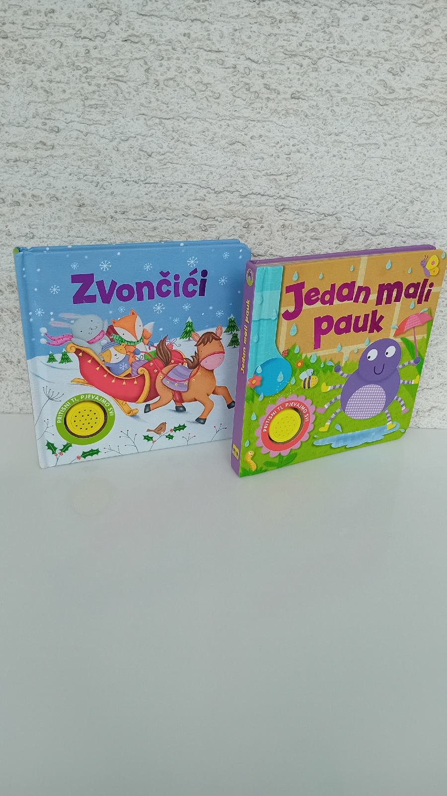 Zvučne slikovnice 2 komada