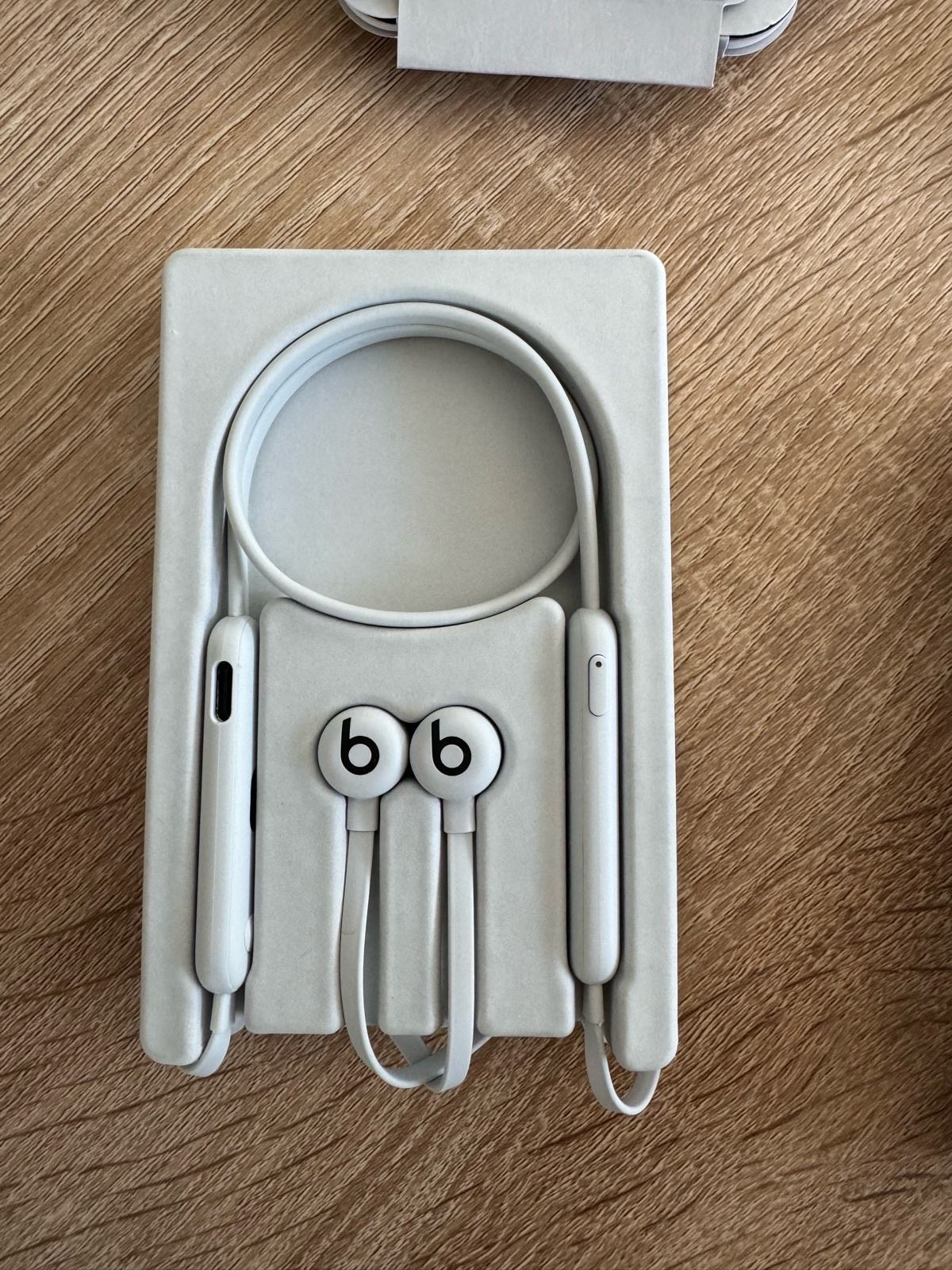 BEATS FLEX ALL-DAY BLUETOOTH SLUSALICE