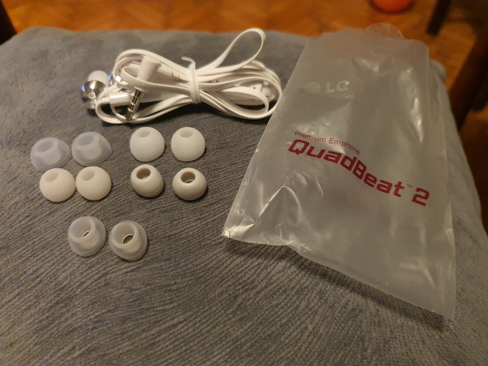 LG QUADBEAT 2 SLUŠALICE