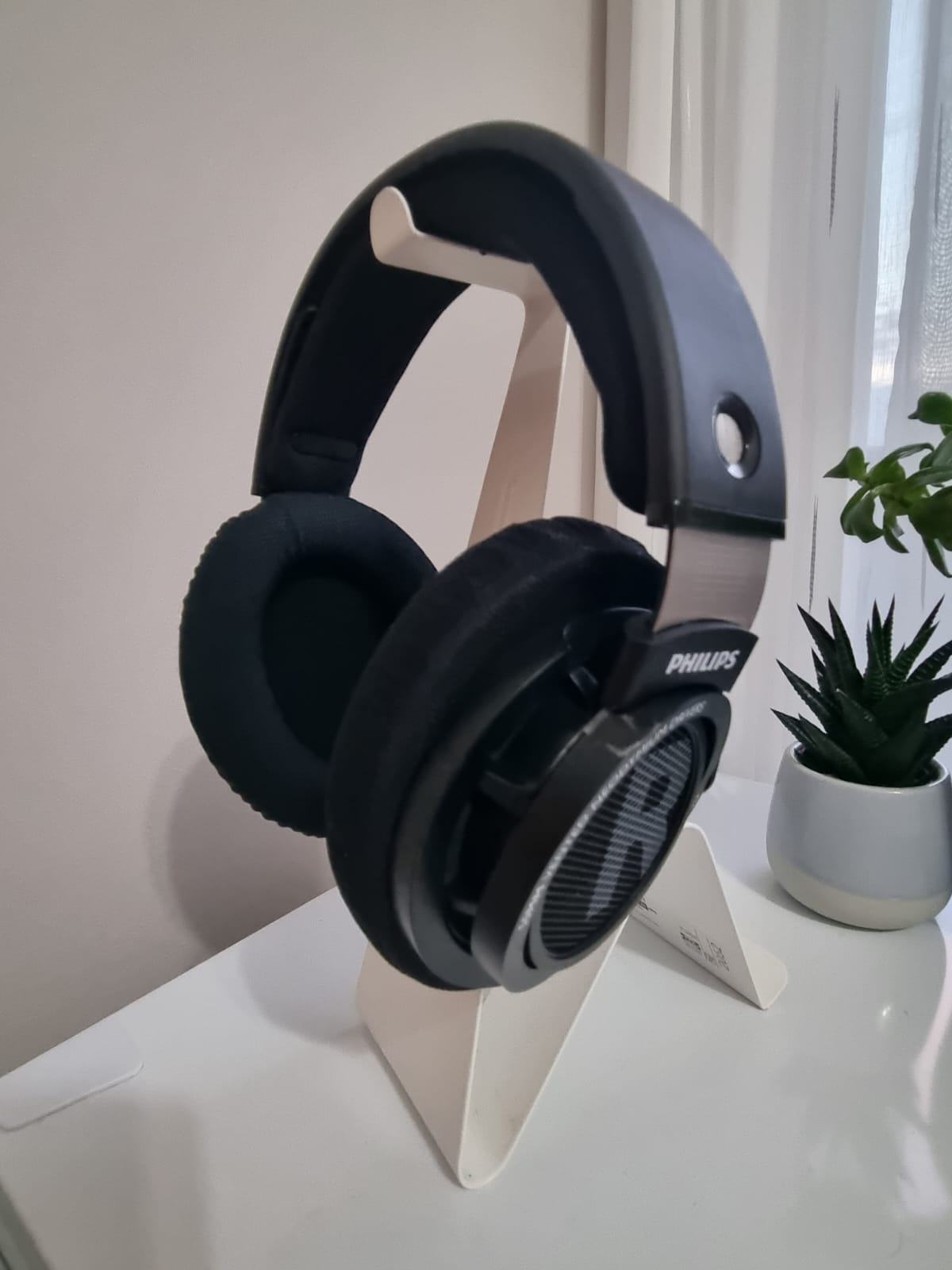 Philips SHP9500