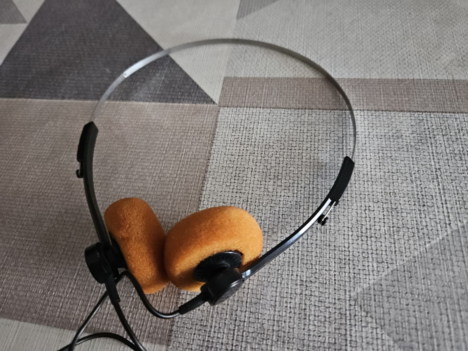 Sony Walkman MDR-010 original slusalice iz 1985.