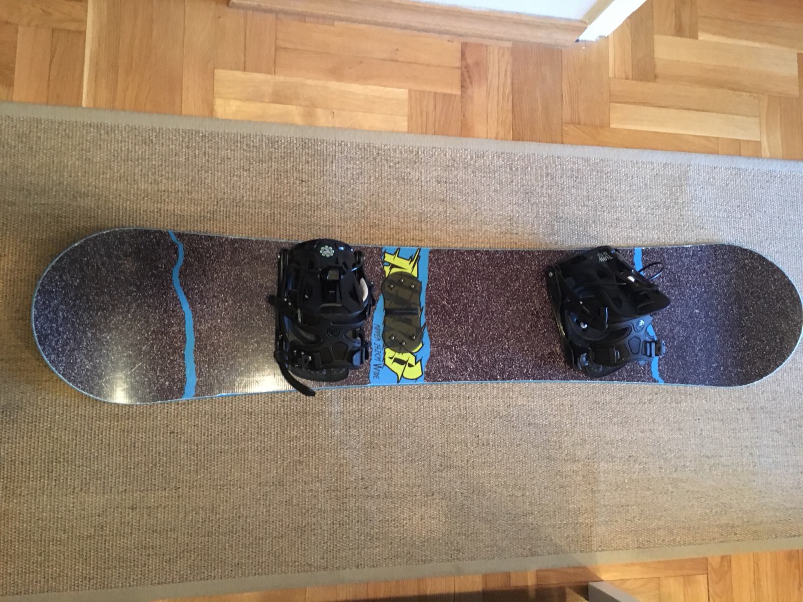 Nitro Ripper 142cm Wide + vezovi Flow Haylo (medium)