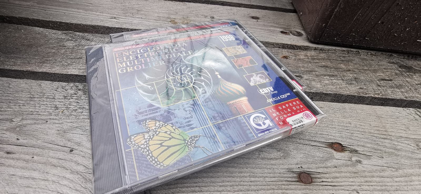 CD32, Amiga i CDTV Commodore CD