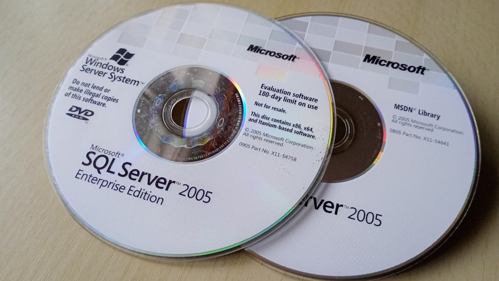 Microsoft SQL Server Enterprise Edition 2005 Kit