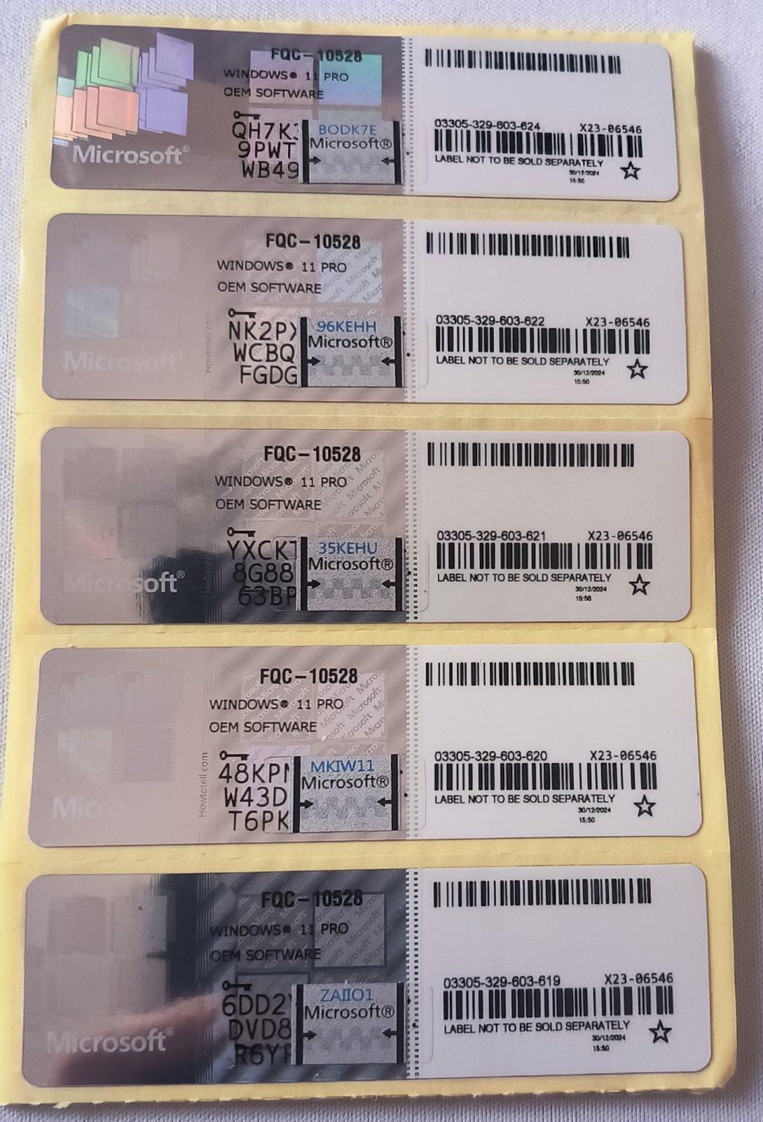 Windows 11 Pro i Windows 10 Pro sa nalepnicom,COA sticker