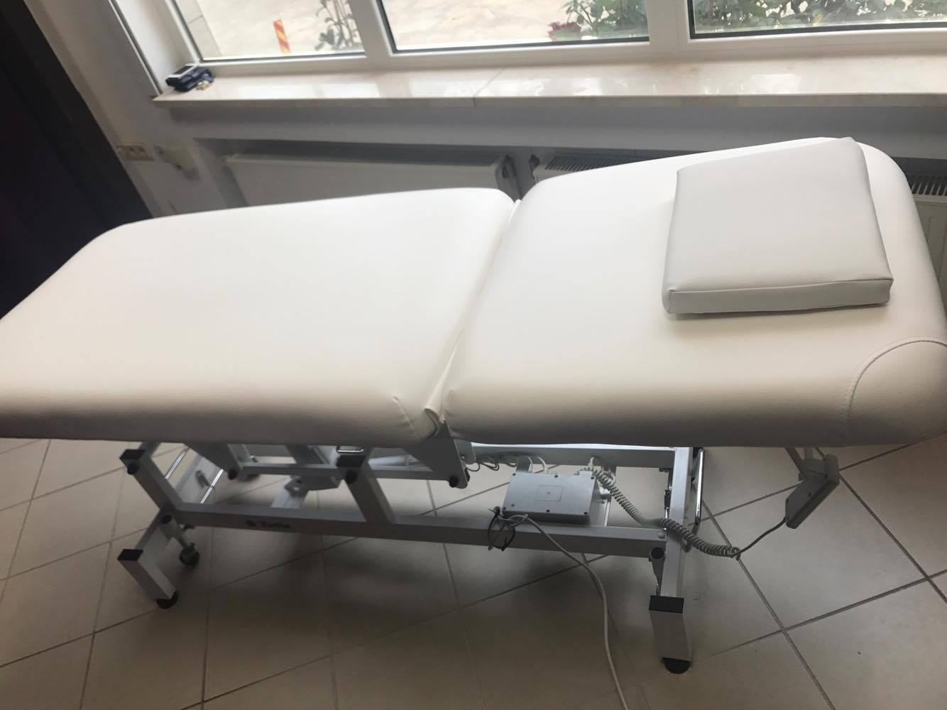 elektricni stol za masaže,depilacije i slično...3 komada...plaćen 7000
