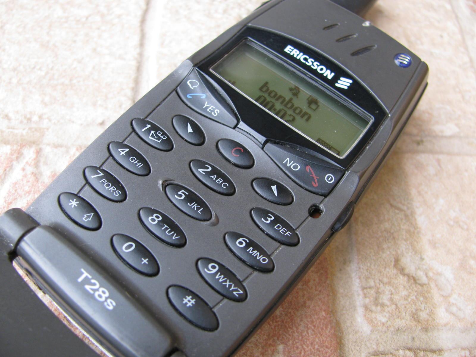 Ericsson t28 s - vrhunsko orginal stanje kao novi