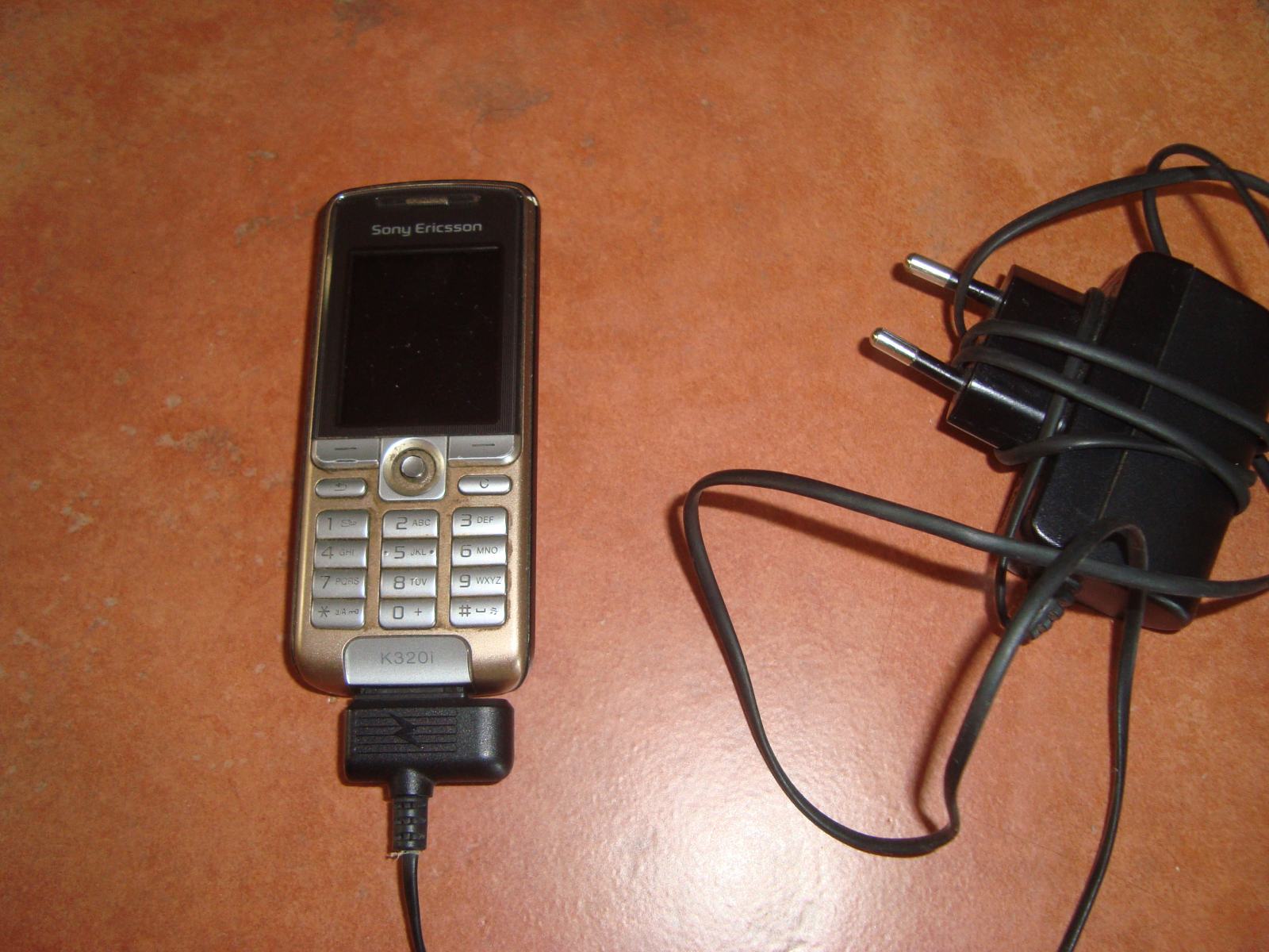 Sony Ericsson K320i