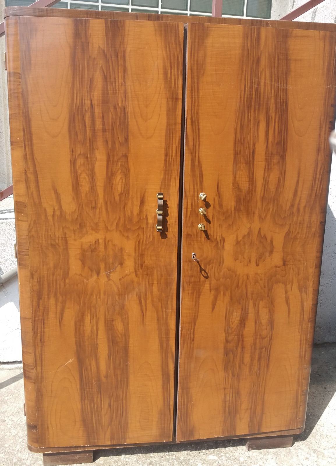 Drveni ormar - starinski