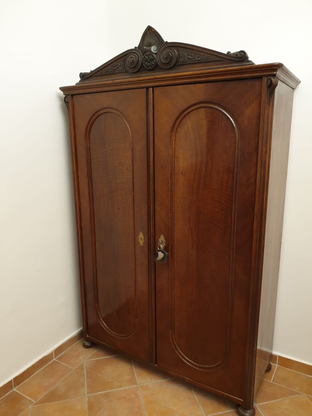 Ormar, antikni, dvokrilni neobarok