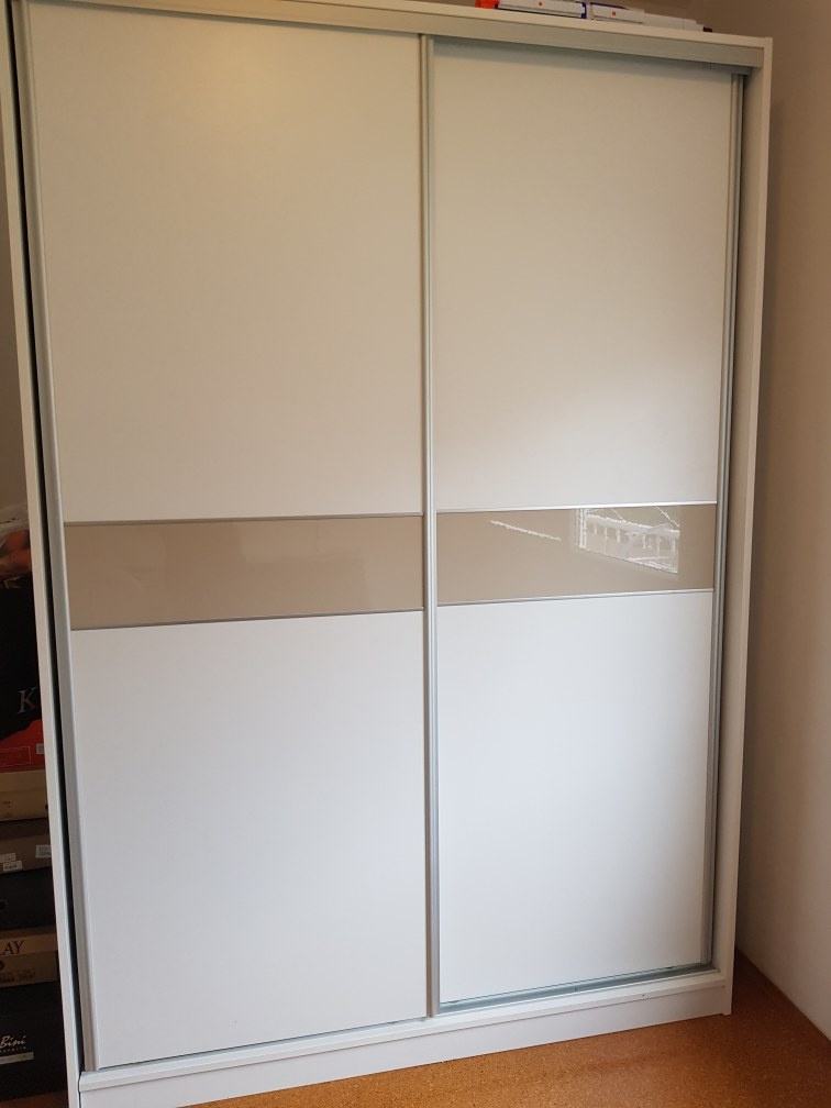 Ormar dvokrilni kao nov