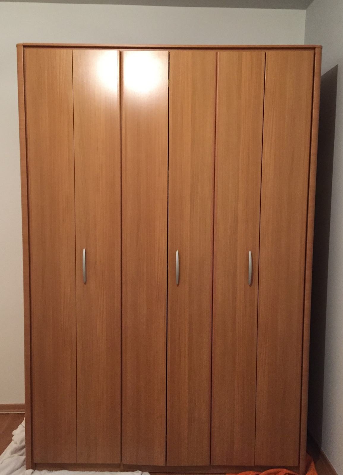 HITNO: ORMAR za spavaću sobu/hodnik, jako kvalitetan, 235x160x60