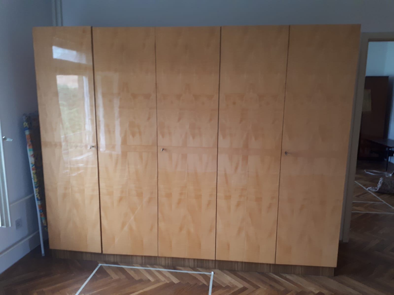 POKLANJAM Ormare (vintage) u besprijekornom stanju!