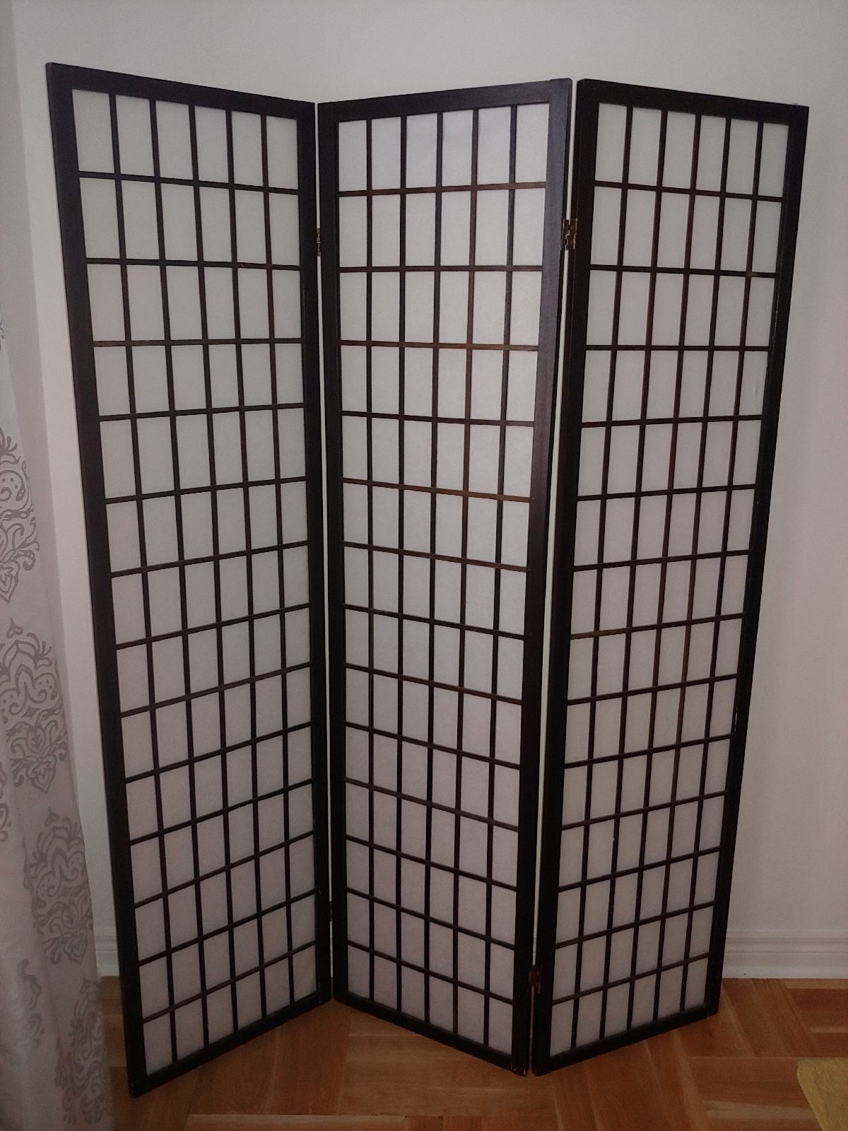 Paravan - pregrada, drveni, dim. 140 x 180 cm
