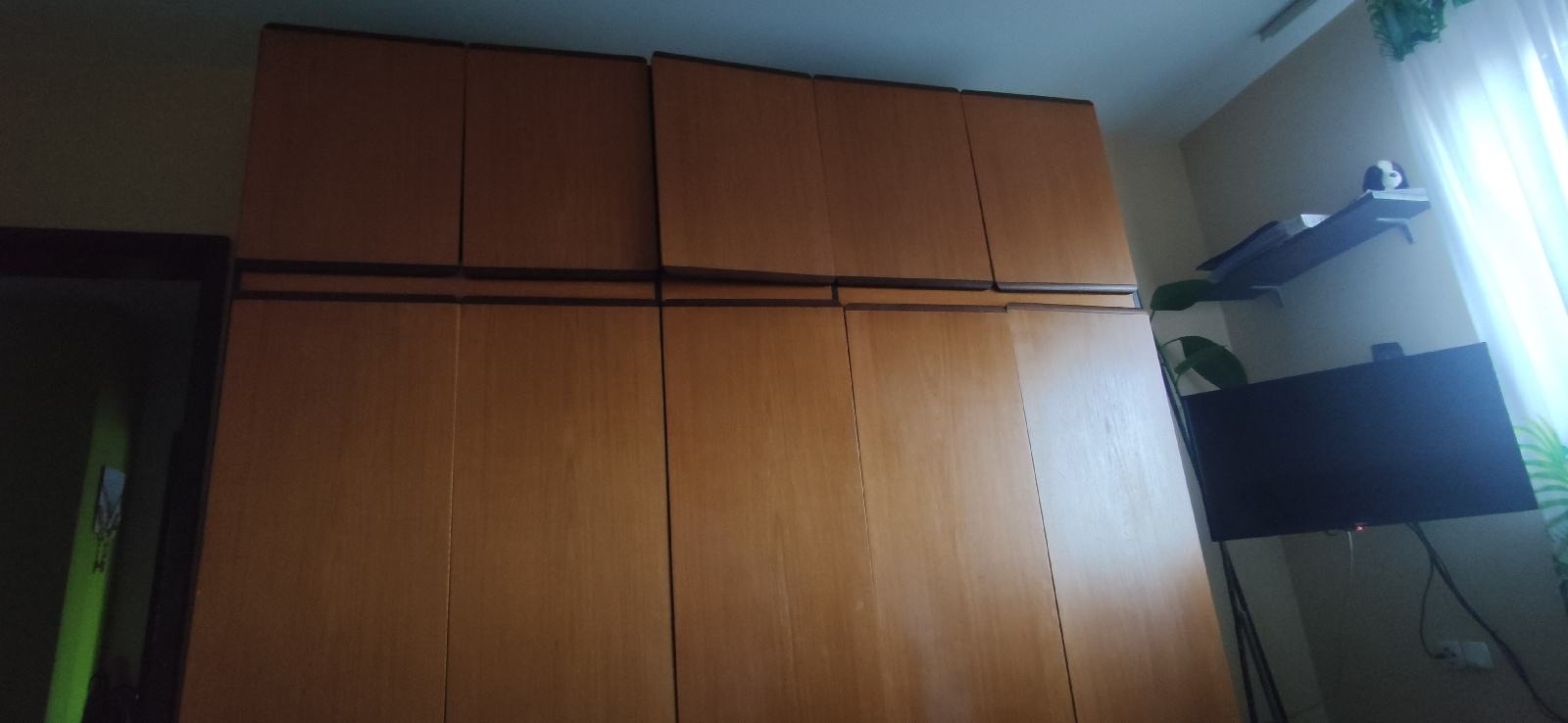 poklanjam ormare hitno