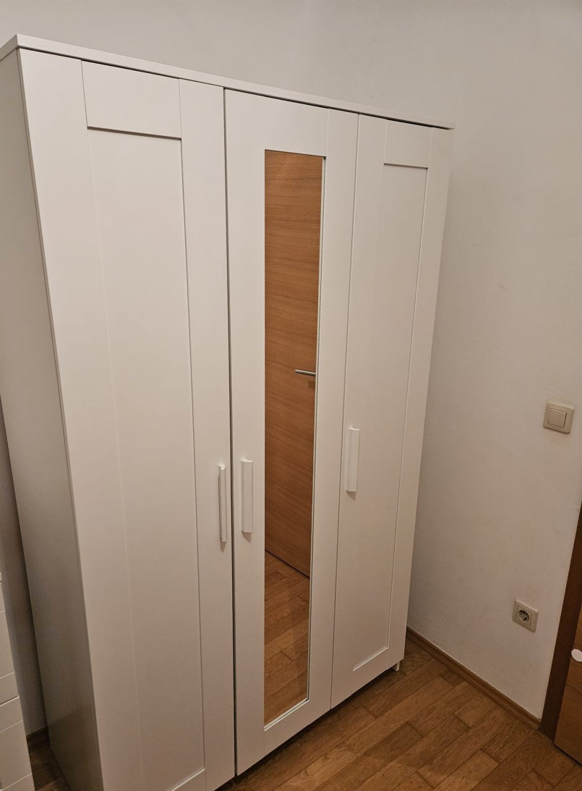 Ikea Brimnes Ormar 3 Vrata