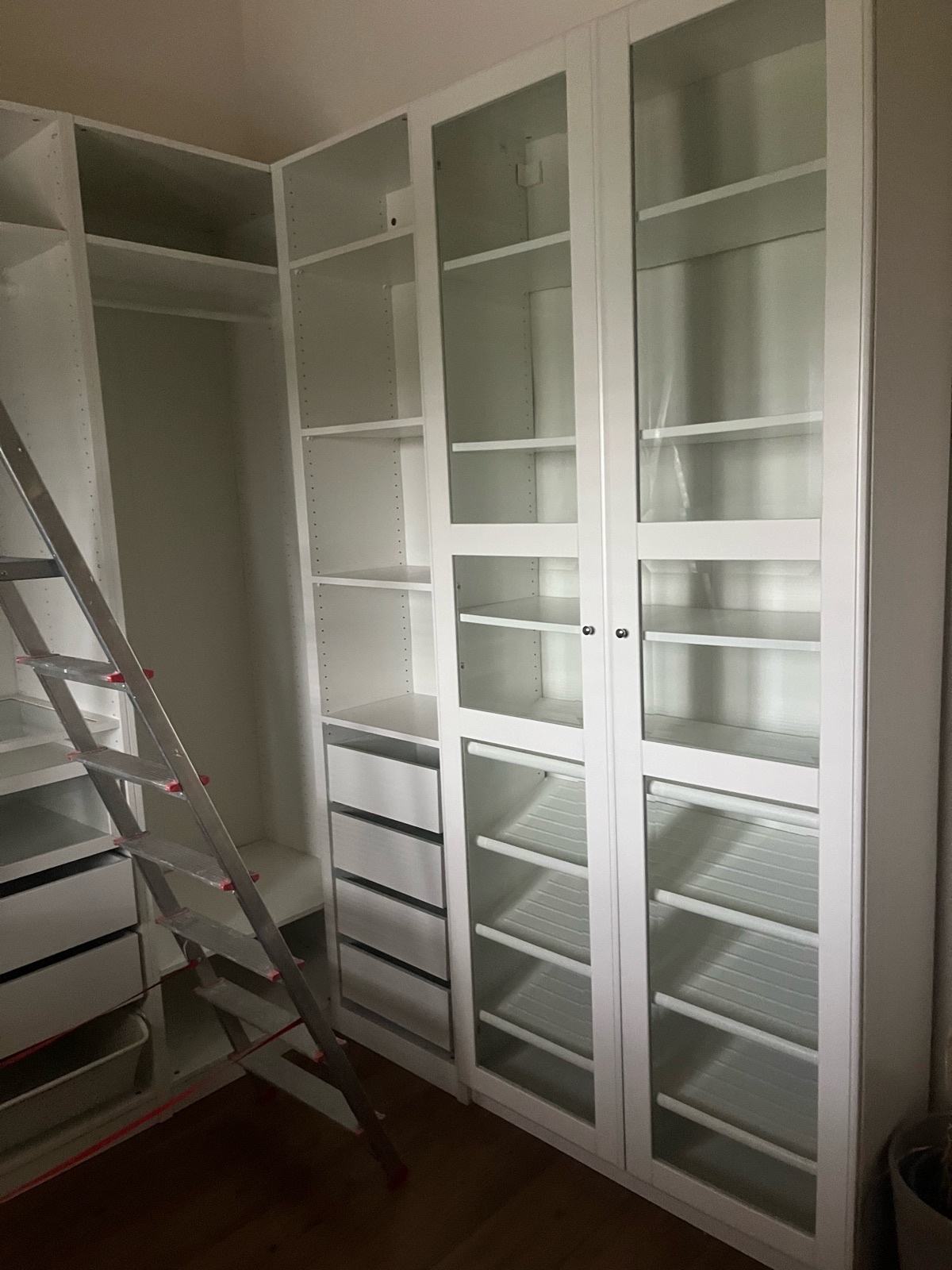 Hitno - IKEA ormar bijeli 95eur