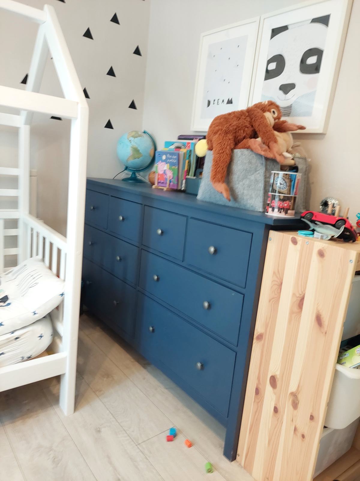 Komoda,ormar,dječiji krevetić i dječiji krevet