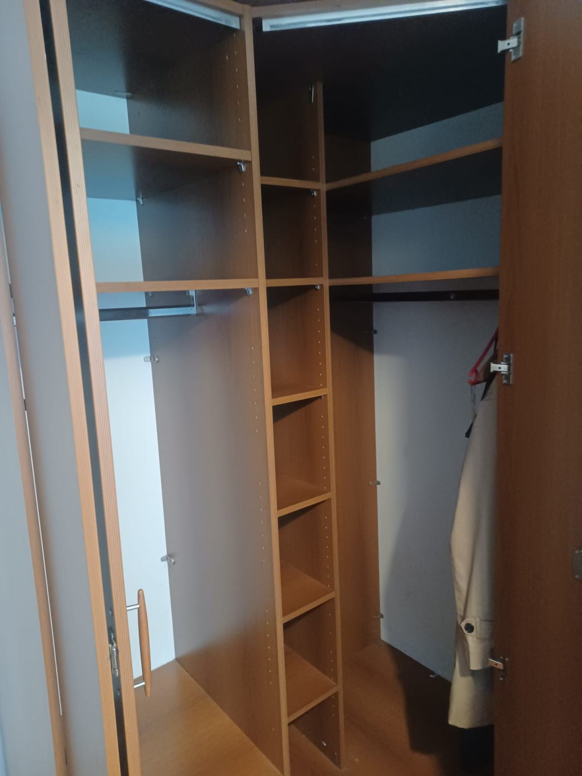 Kutni ormar Besplatno