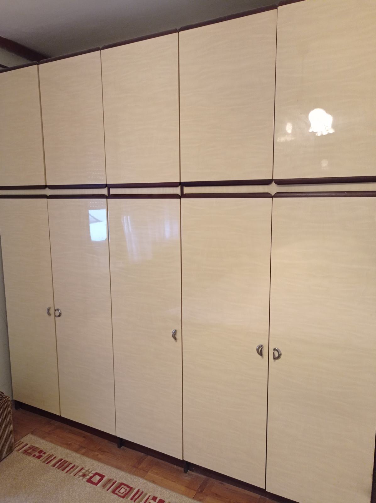 ORMAR+cijela soba sa slike