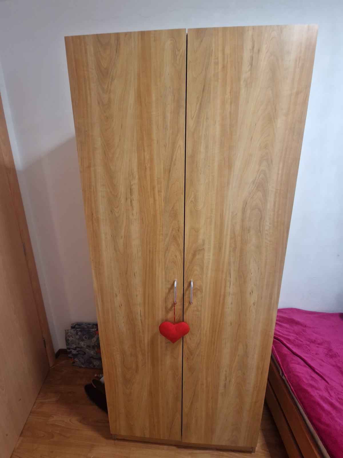 * REZERVIRANO * Ormar dvokrilni