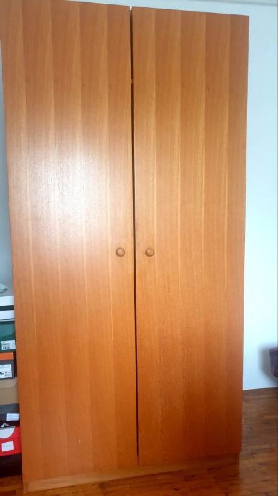 Ormar smeđi - poklanja se