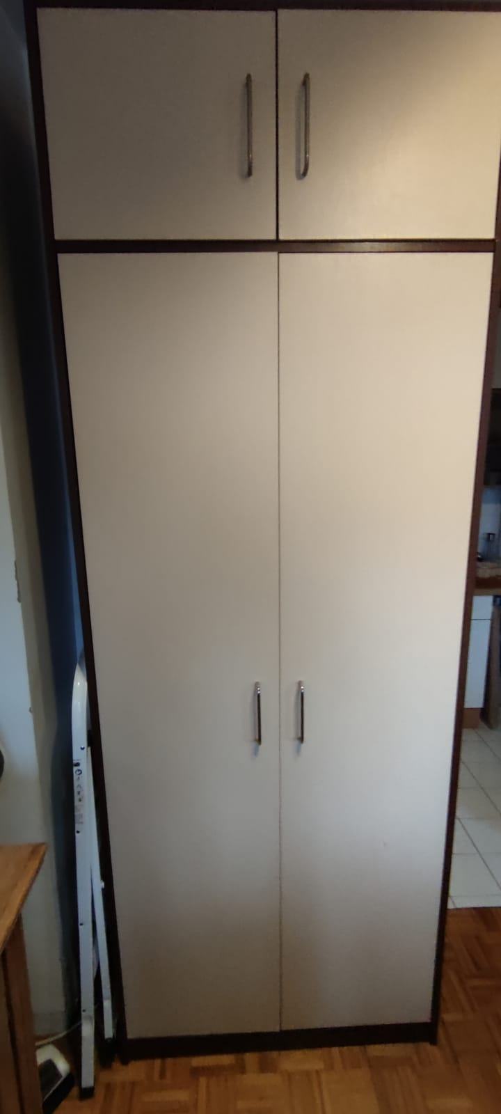 Poklanjam garderobne ormare, 3 kom