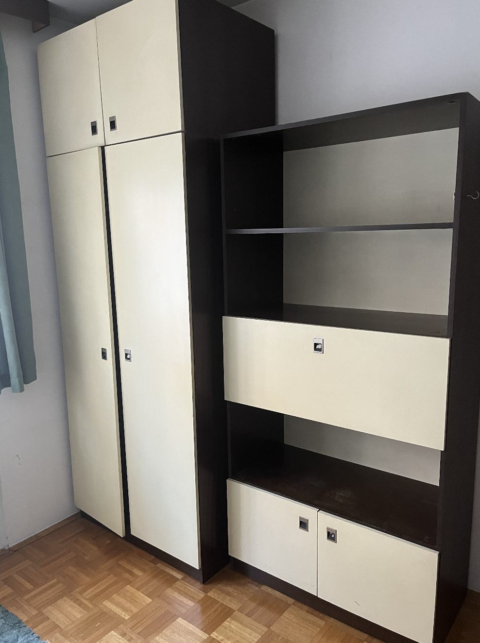 Poklanjam Set Ormara