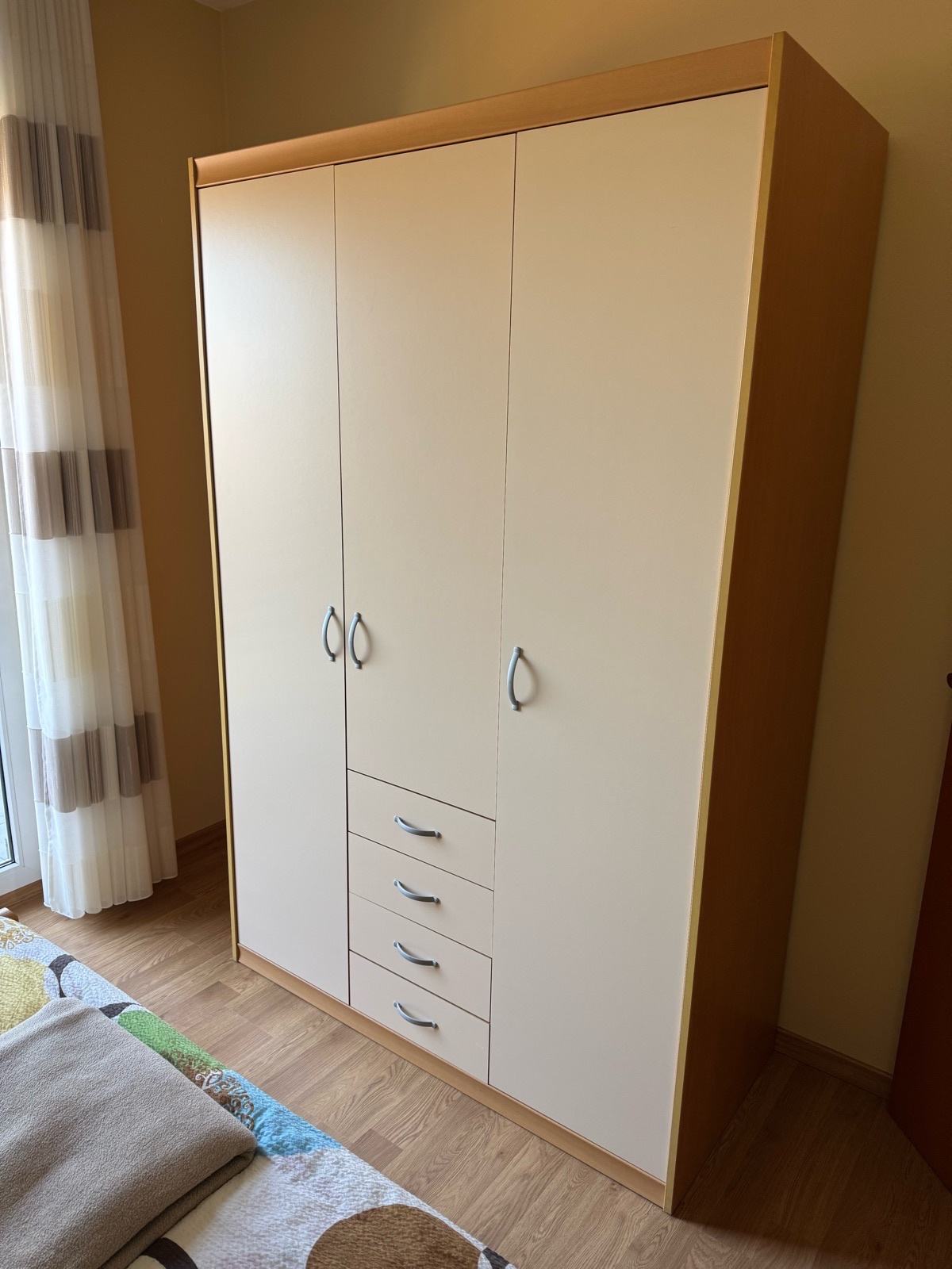 Sobni ormar 205x133x60cm