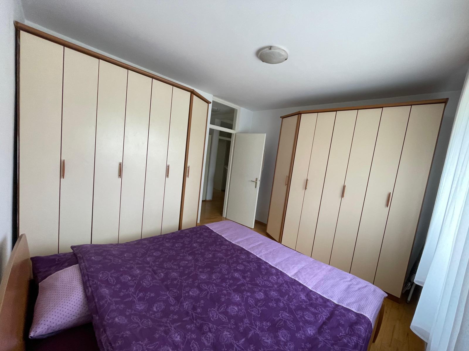 Alples spavaća soba (kao nova) - 2 ormara i bračni krevet