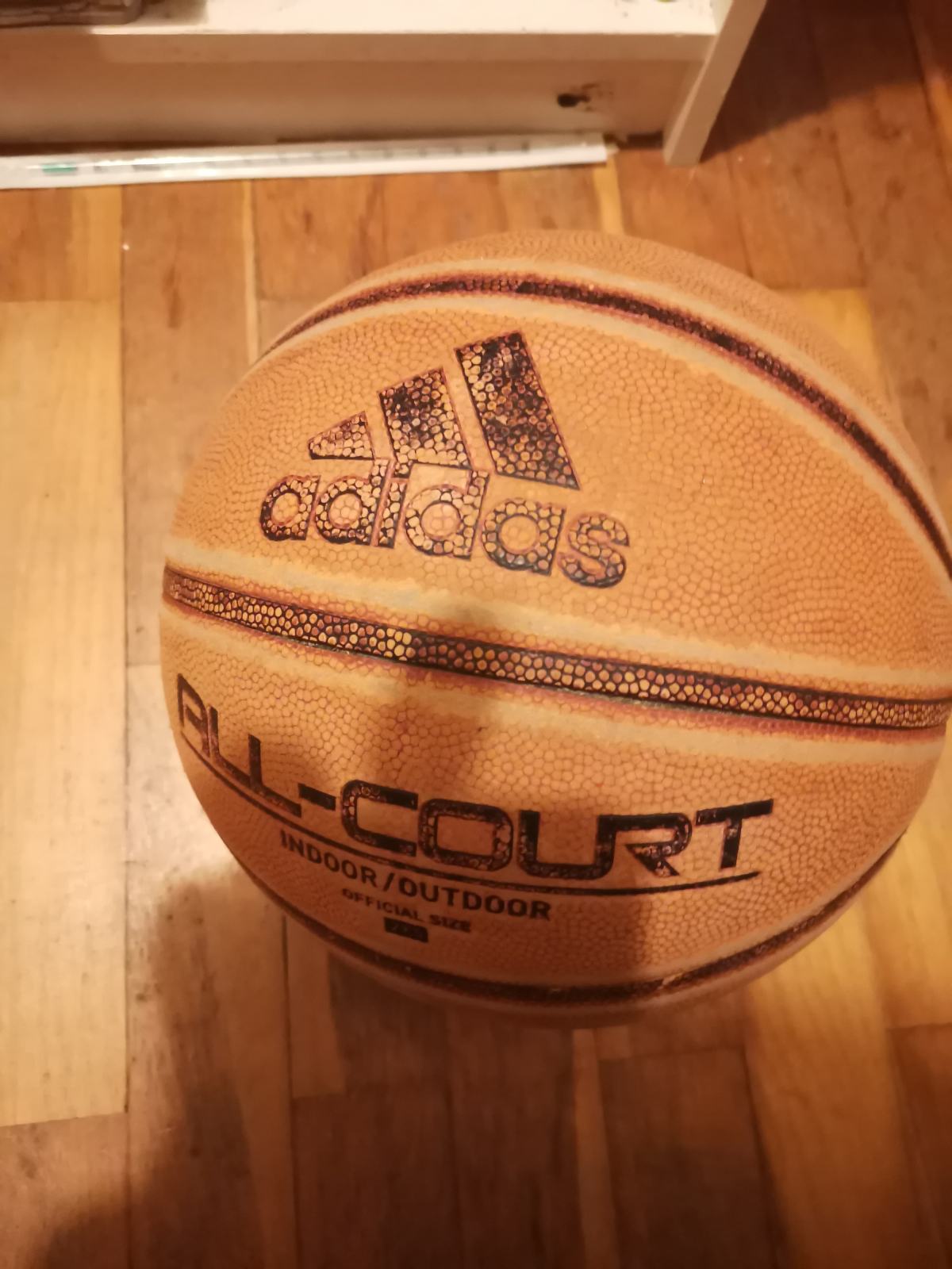 Adidas all terrain Košarkaška lopta