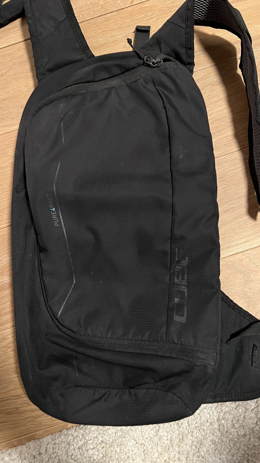 Cube pure4race ruksak 4l