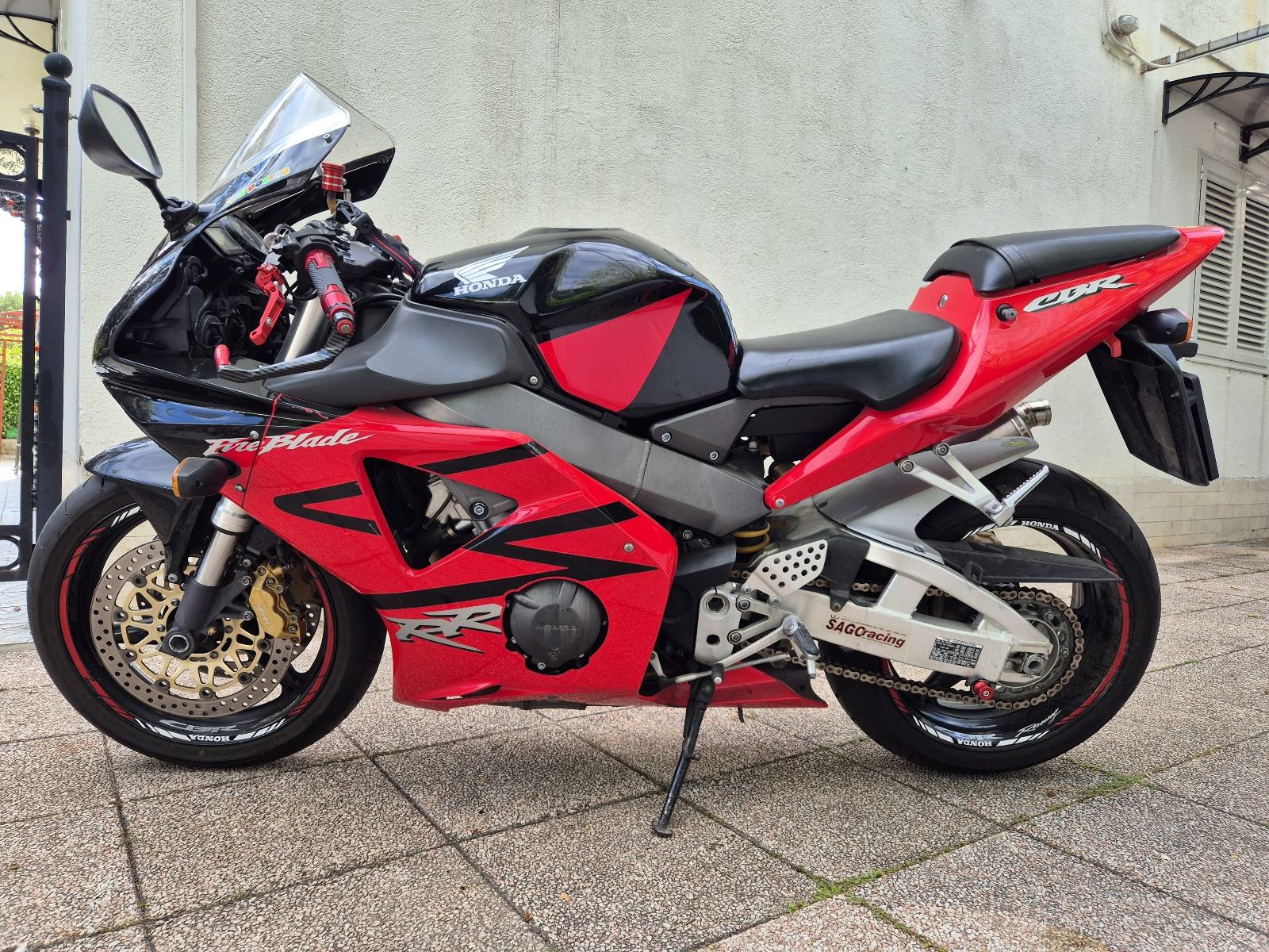 Honda Cbr 954 954 cm3, 2003 god.