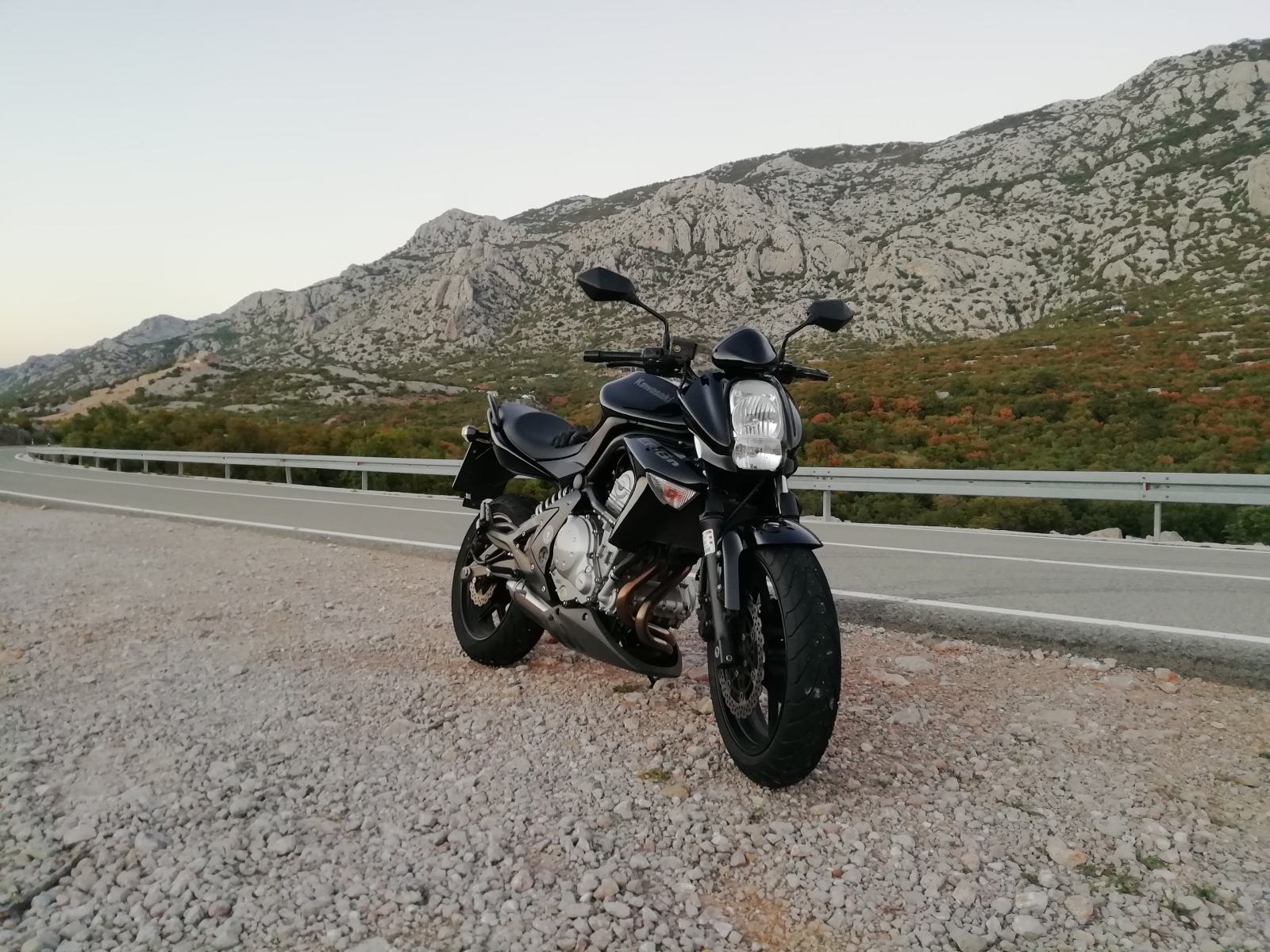 Kawasaki ER6n 649 cm3, 2008 god.