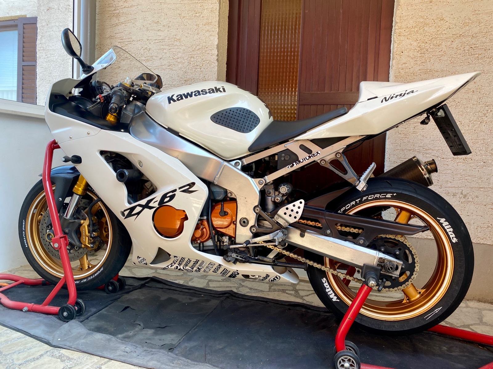 Kawasaki ZX-6R 636 636 cm3, 2003 god.