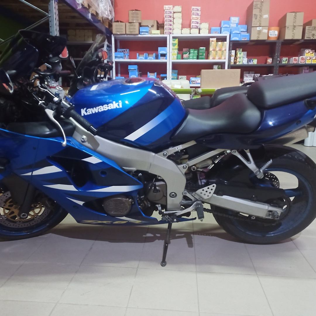 Kawasaki ZX-6R NINJA 599 cm3, 2001 god.