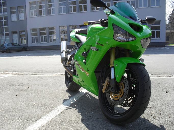 Kawasaki zx6r 636 Ninja 636 cm3, 2003 god.