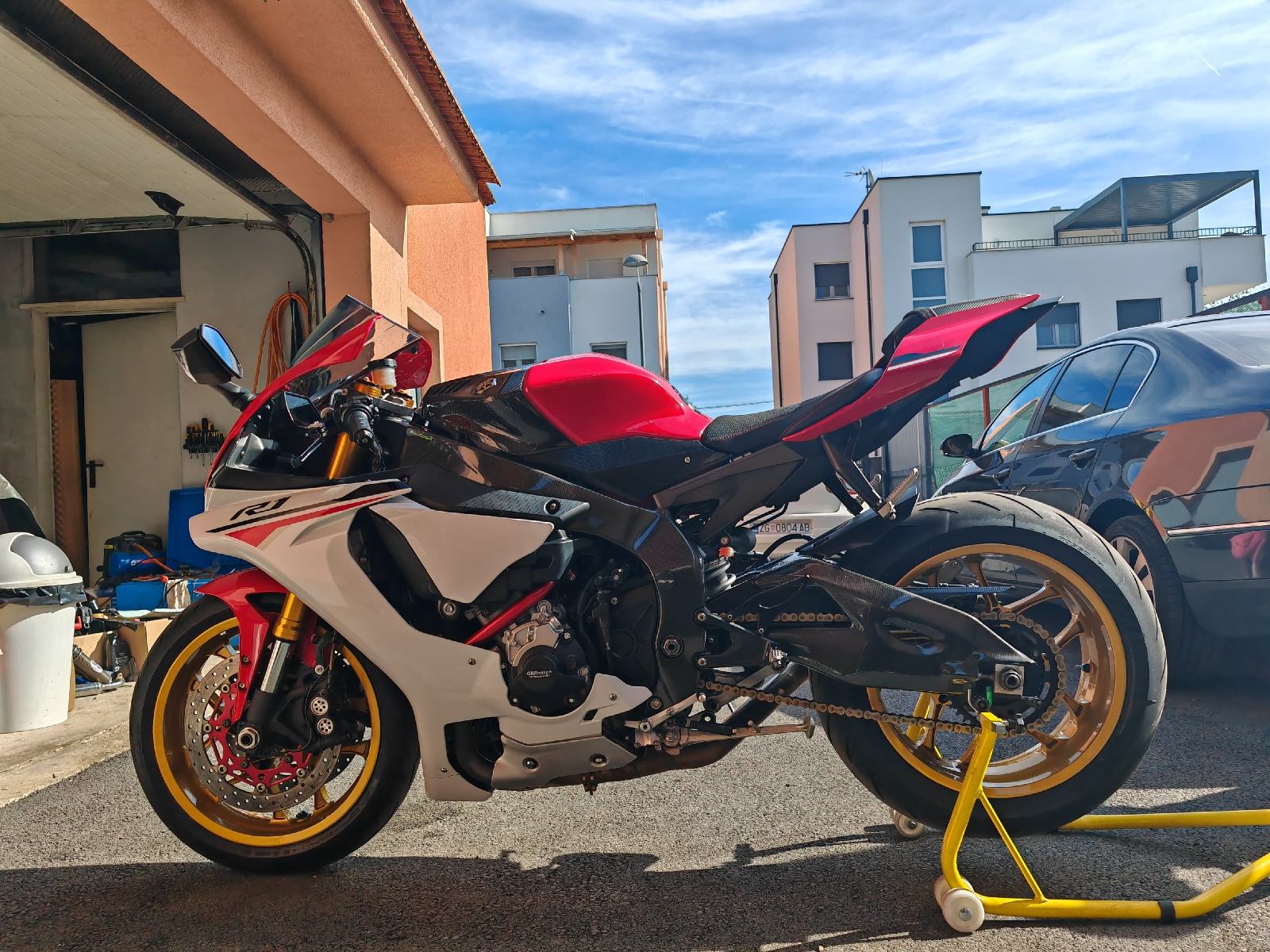 Yamaha R1 RN32, 2016 god.