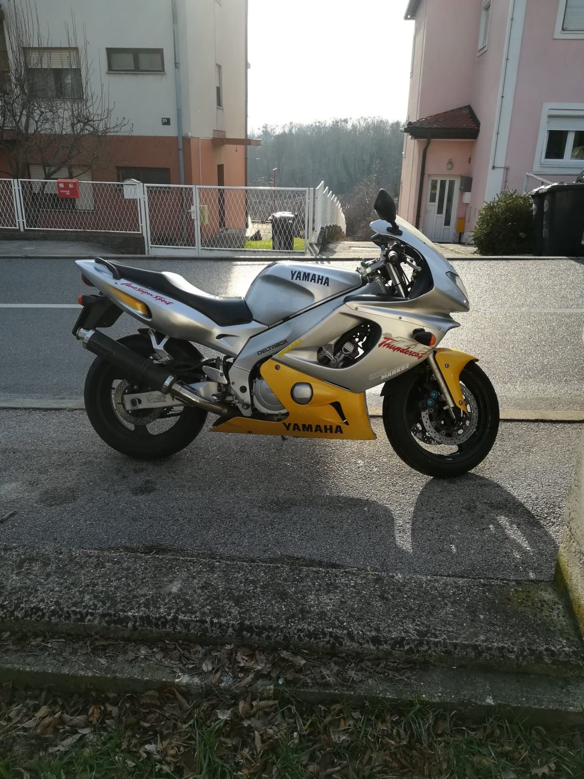 Yamaha Thundercat 600 cm3, 1999 god.