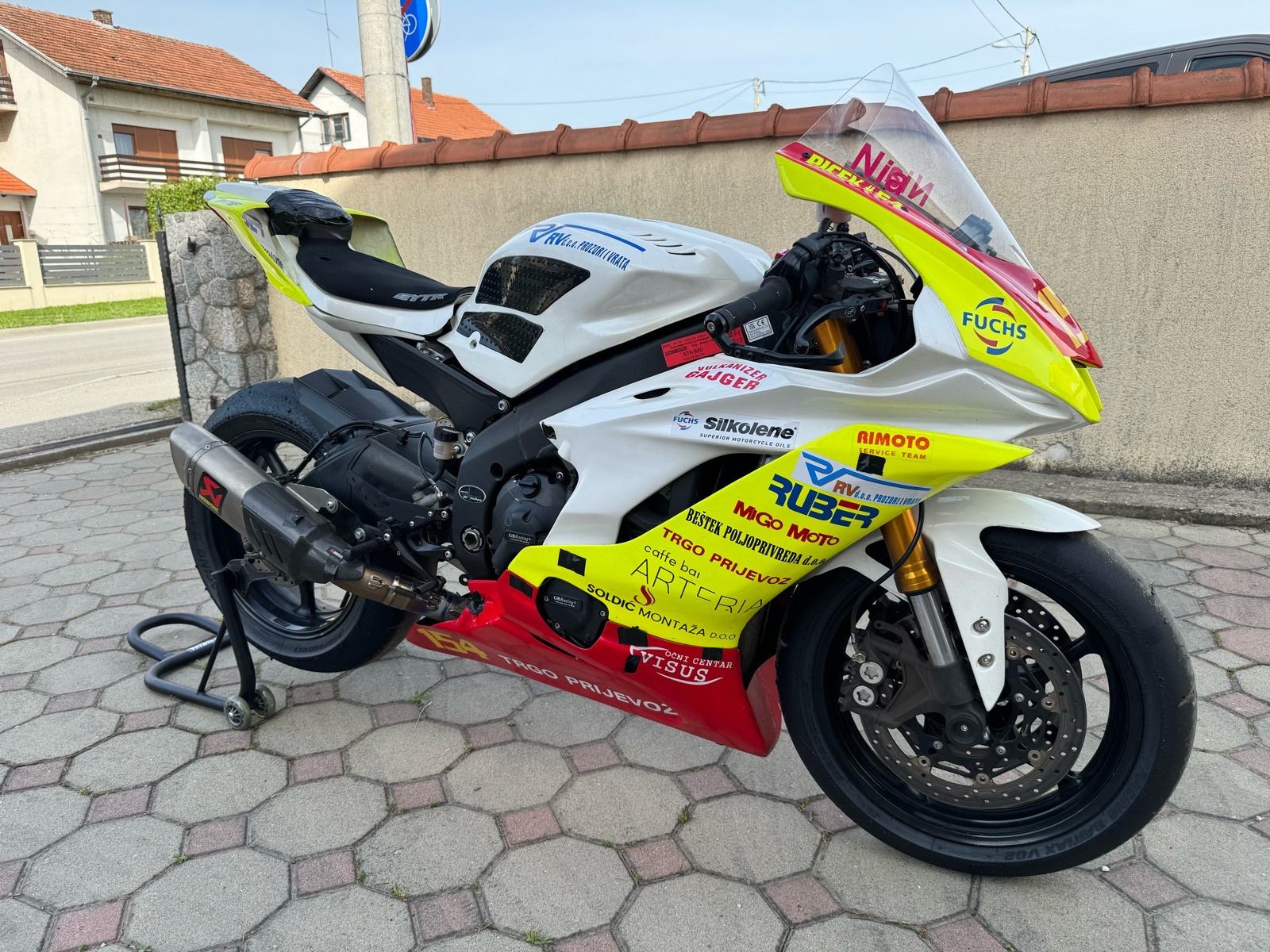 Yamaha YZF-R6 599 cm3, 2022 god.