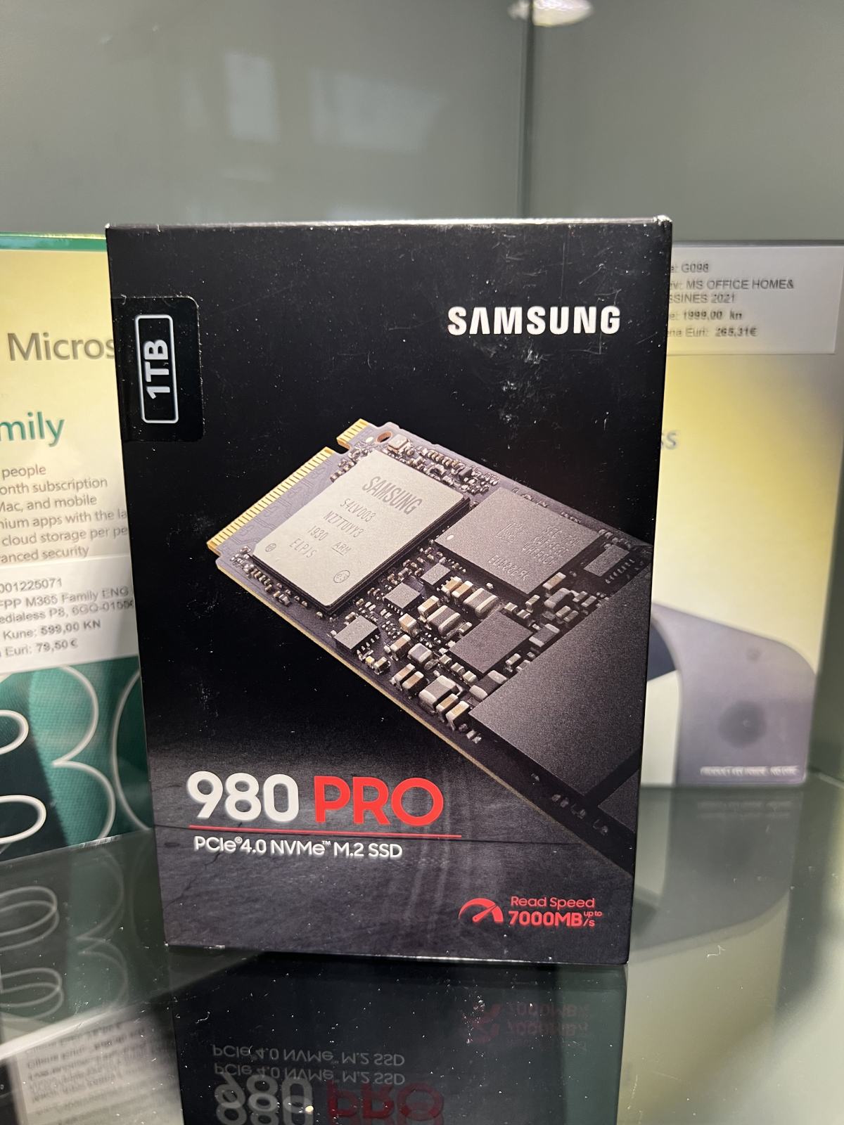 Samsung SSD 1TB 980 PRO m.2 NVMe 7.000/5.000 Mb/s NOVO Račun 36 RATA
