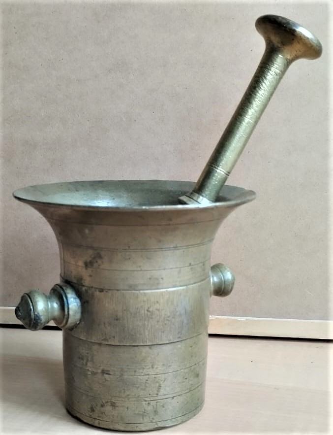 avan mužar sa tučkom