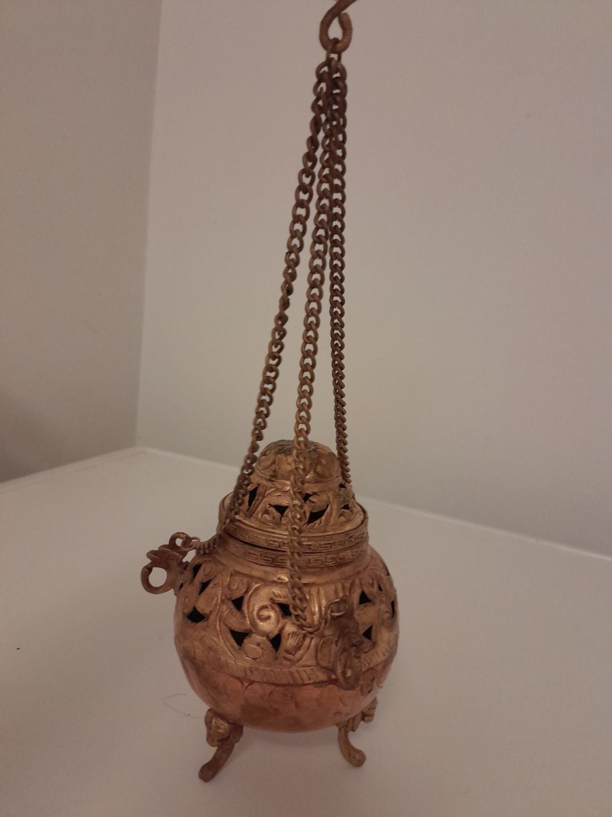 Bakrena kadionica - ukrašena posuda za tamjan